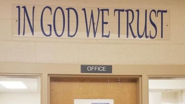 美 루이지애나주, 모든 공립학교에 'In God We Trust' 게시